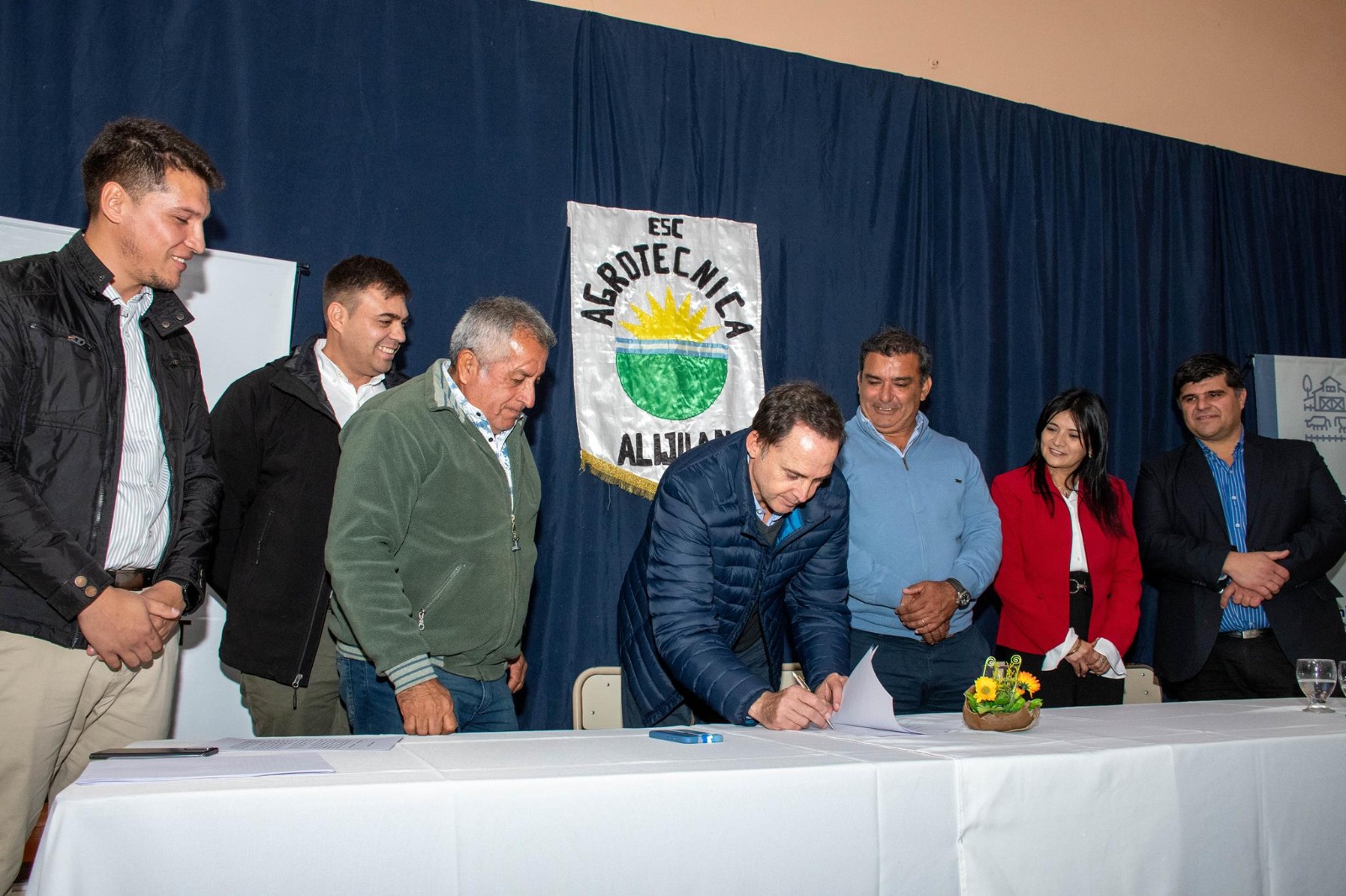 Ministerio de Educación - Gobierno de Catamarca - Educación firmó ...